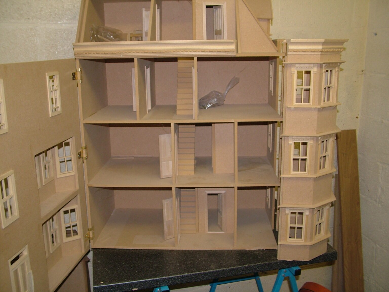 The Bentley House - Dolls House Direct