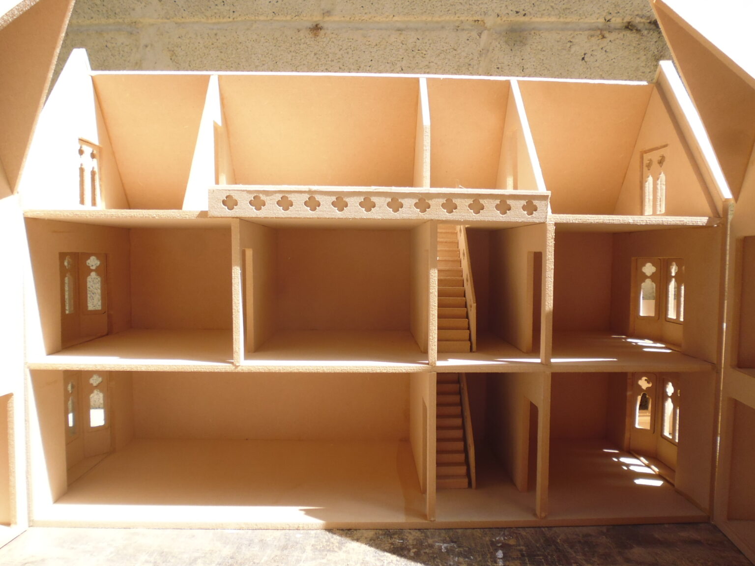The Draycott Gothic Manor - Dolls House Direct