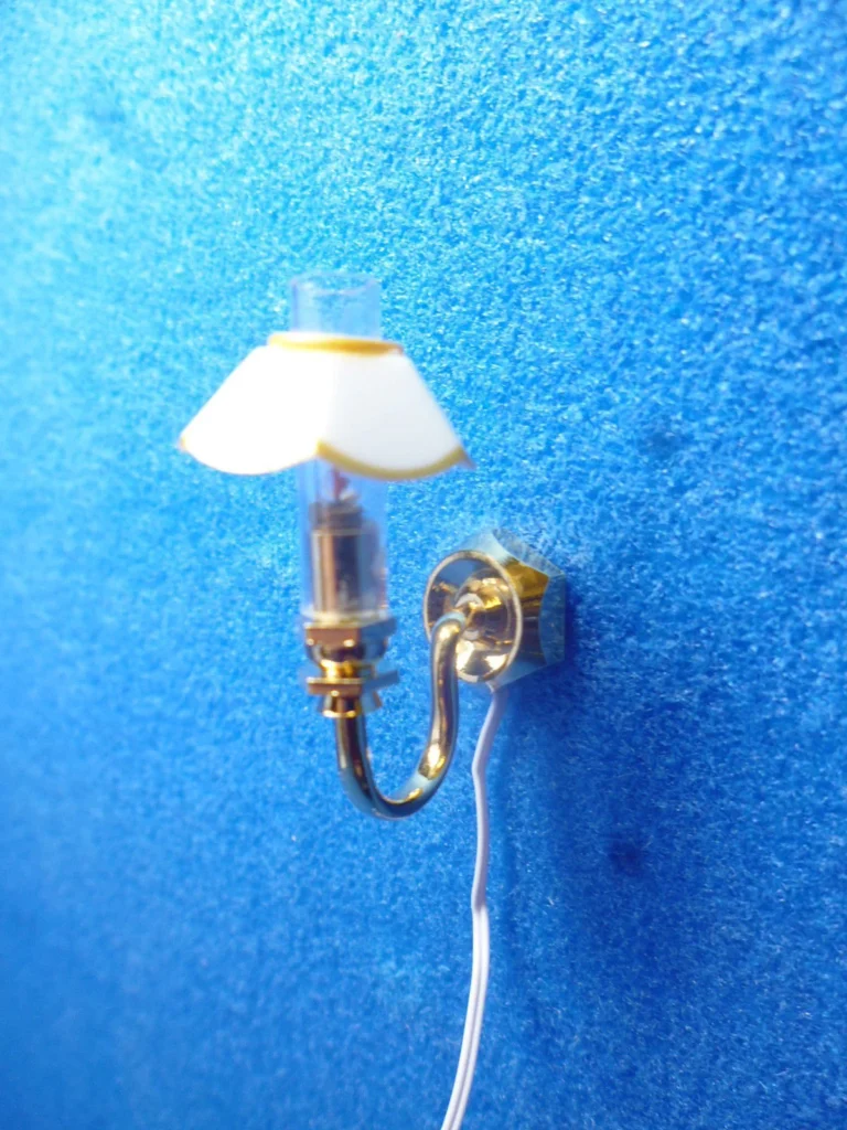 1/12 scale Single Wall Lamp LT2018 - Dolls House Direct