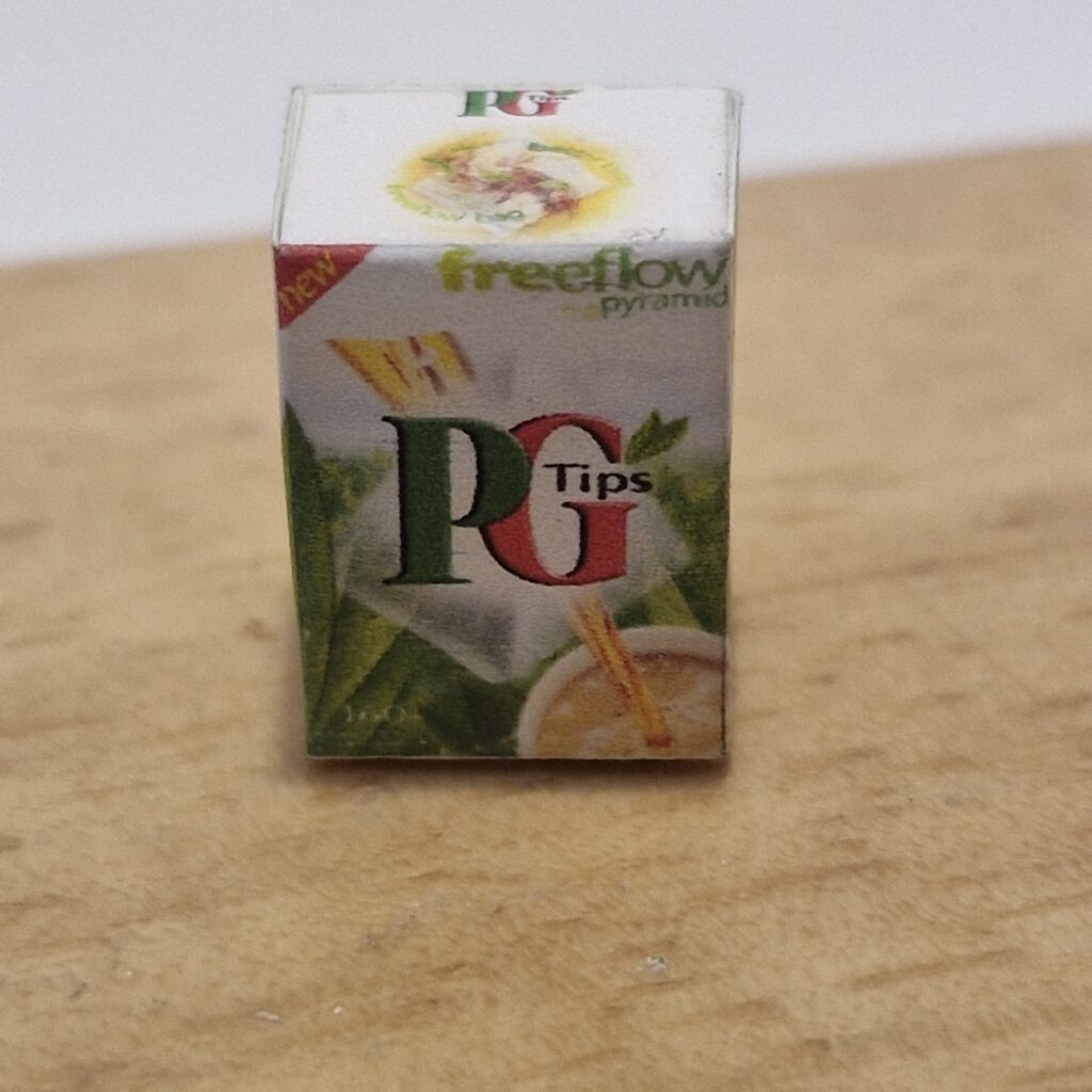 PG Tips Tea Box LHK52 - Dolls House Direct