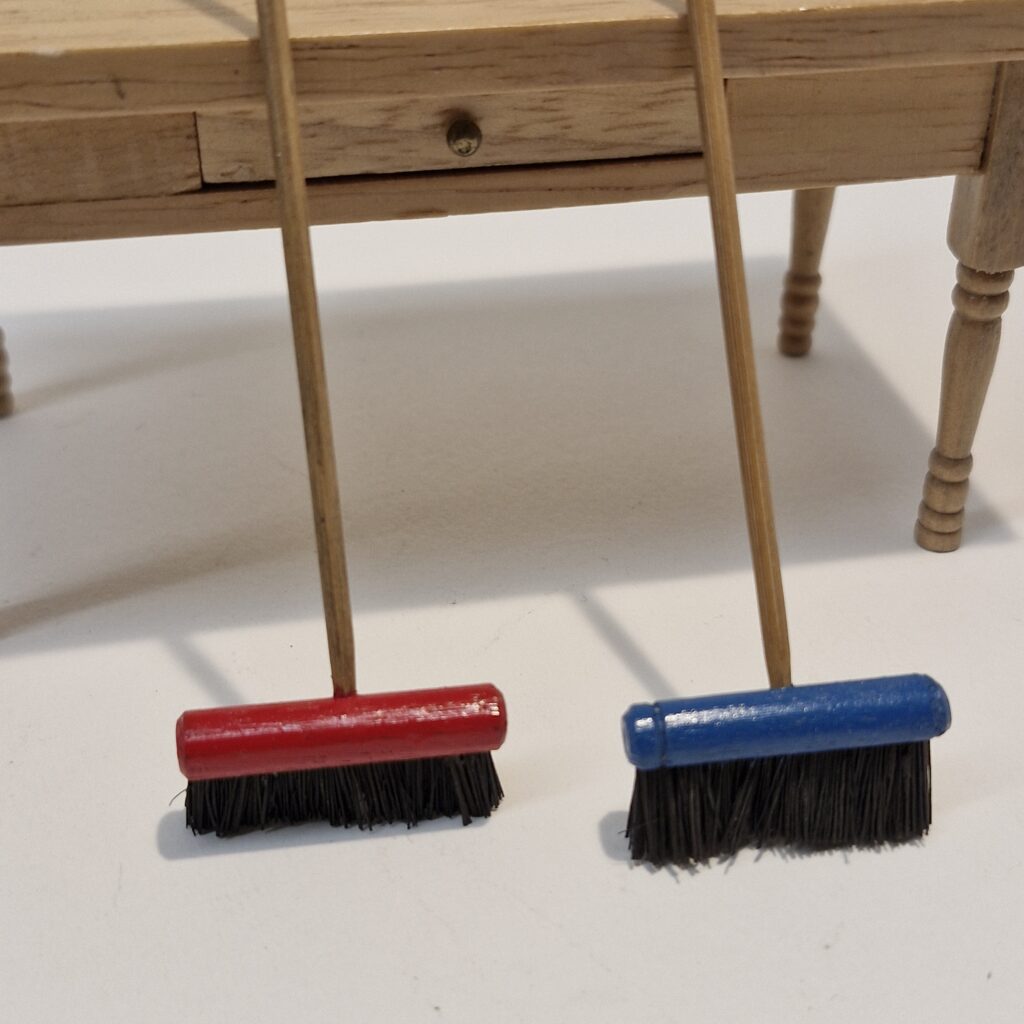 Red wooden Broom R07 - Dolls House Direct