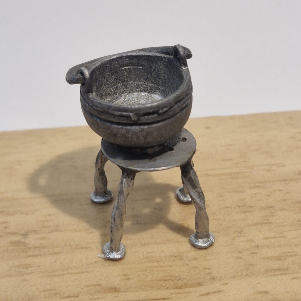 12th scale Small Metal Cauldron on stand Artisan made MAC4 - Dolls ...