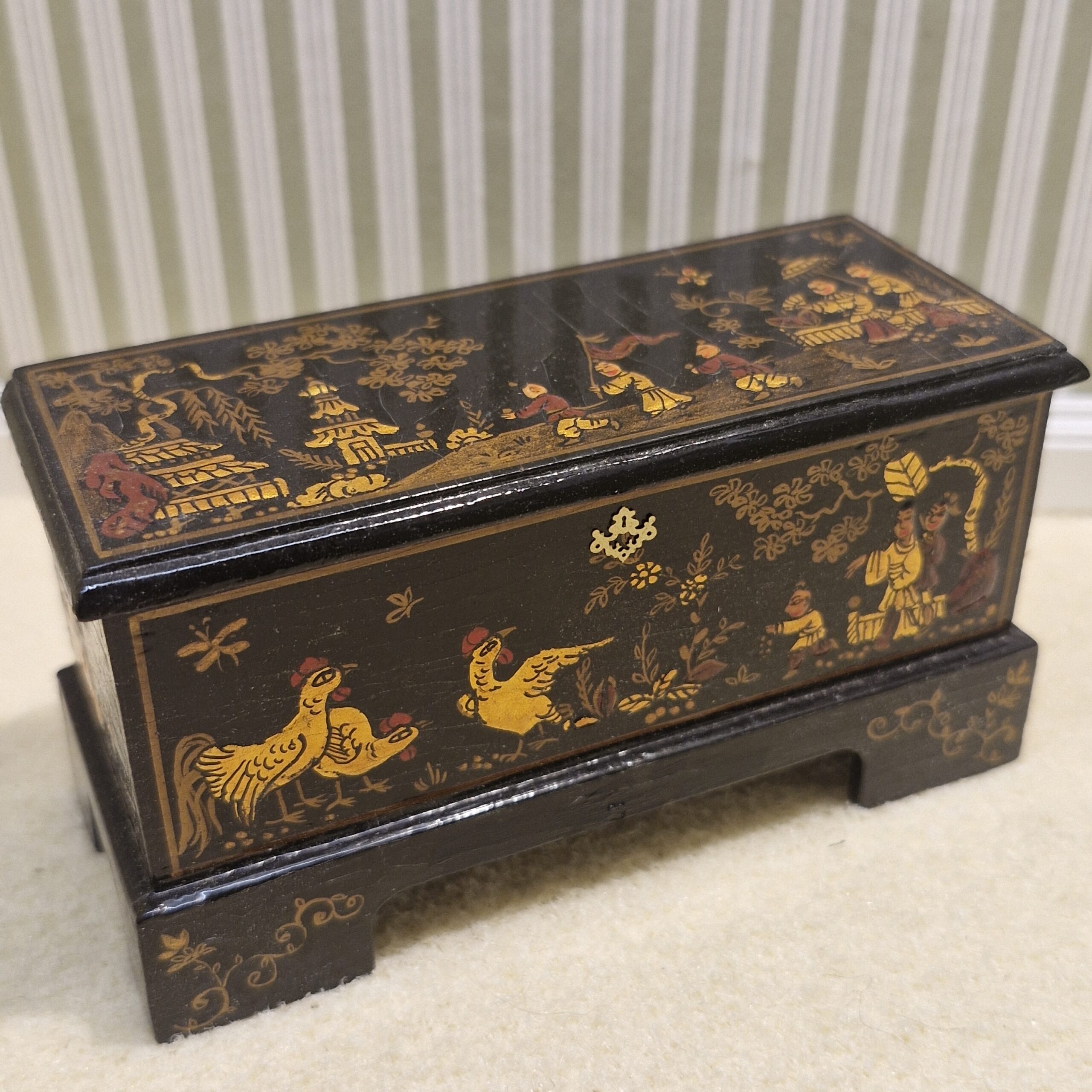 1/12th Scale Dolls House Furniture, Rare, Judith Dunger Vintage ...