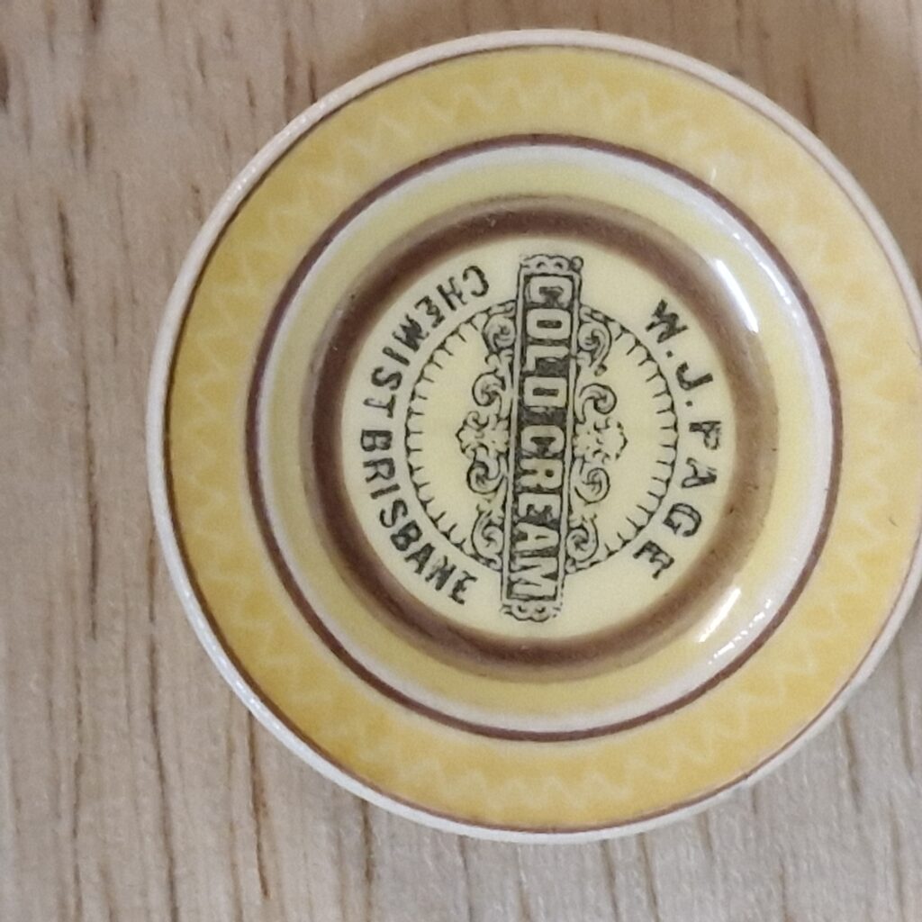 1/12th scale Doll House, miniatures, Rare Terry Curran Pottery Plate ...